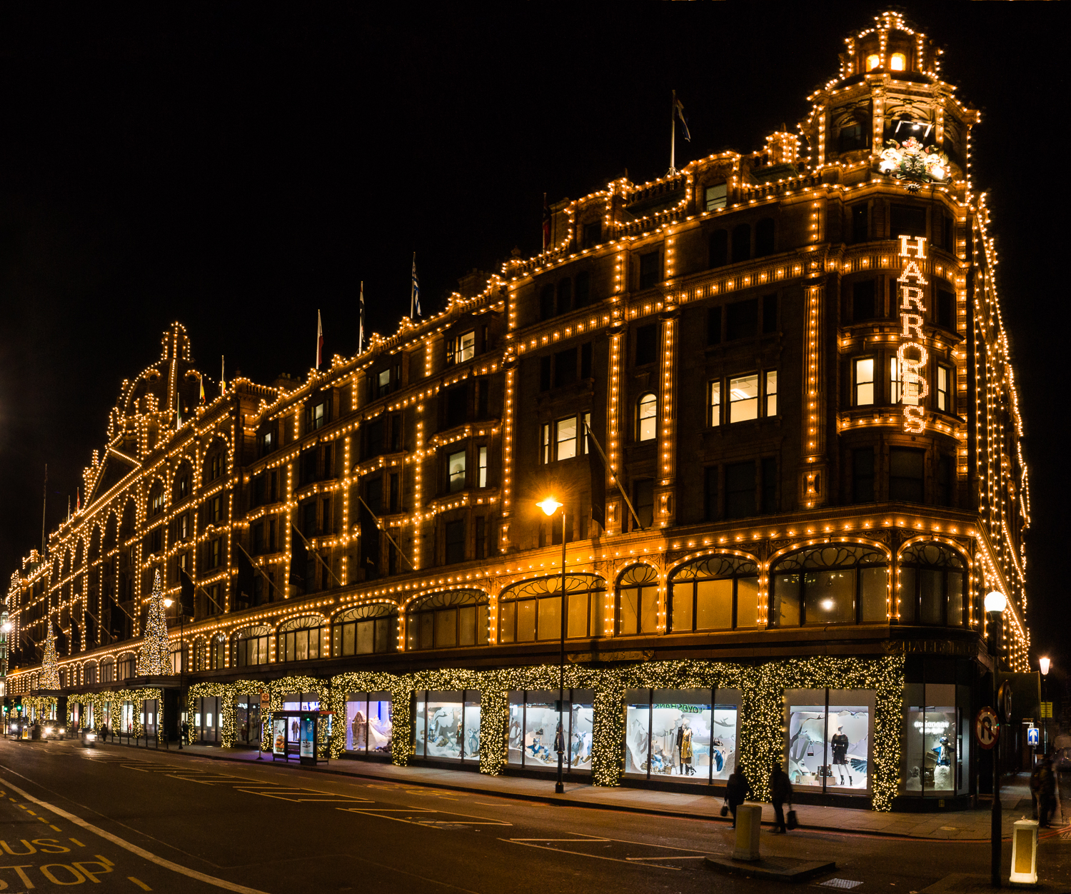 90/365v3 Harrods at Christmas – Photography by Mark Seton